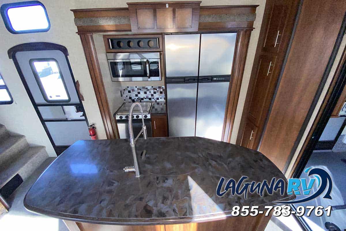 2015 Keystone Fuzion toy hauler for sale | Laguna RV in Colton CA