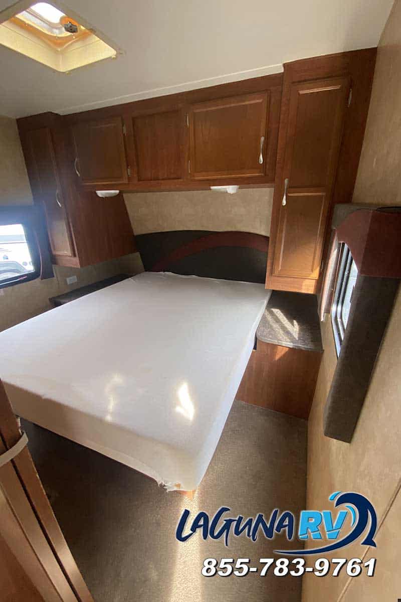 2011 Jayco Jay Flight used travel trailer for sale | Laguna RV in Colton CA