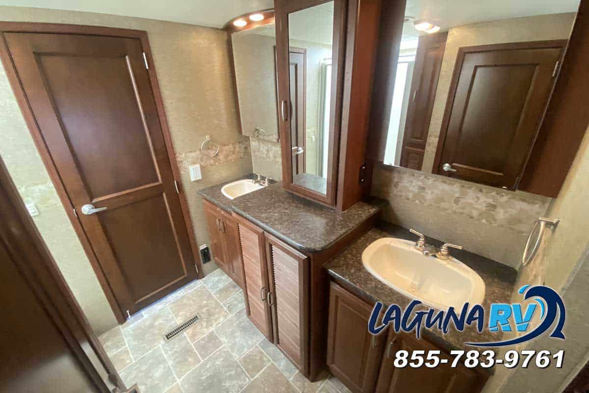 2013 Thor Challenger class A RV for sale | Laguna RV in Colton CA