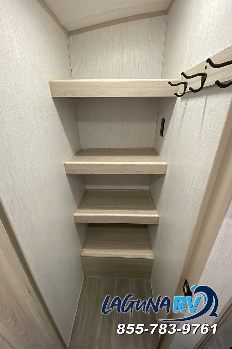 2022 Cruiser RV Shadow Cruiser travel trailer for sale | Laguna RV in ...