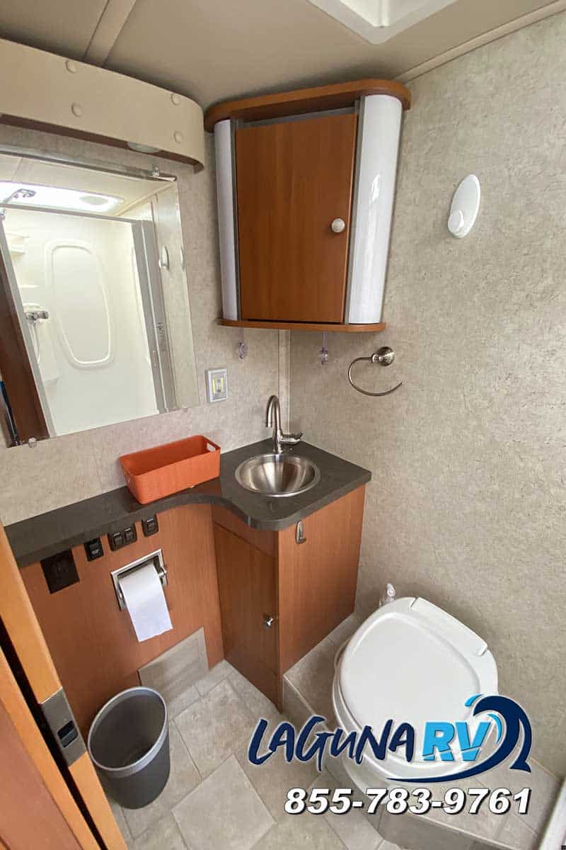 2011 Itasca Reyo 25R - Laguna RV