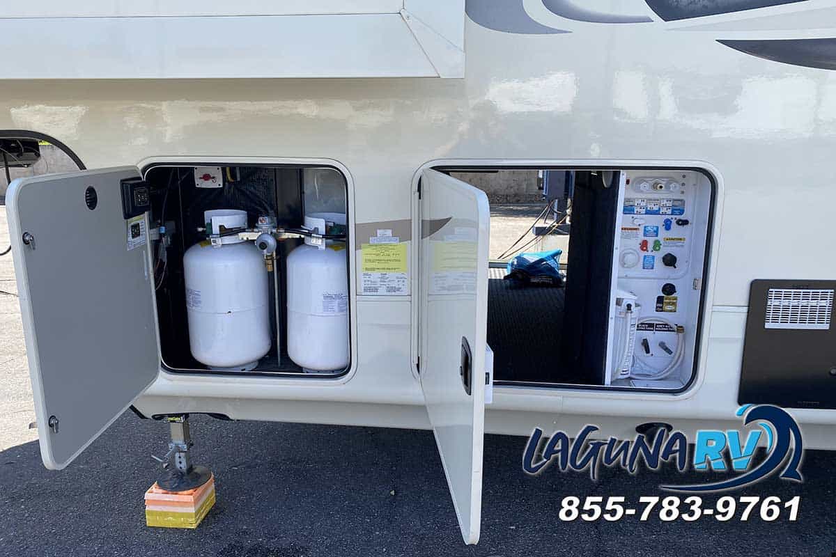 2019 Jayco North Point 377RLBH - Laguna RV